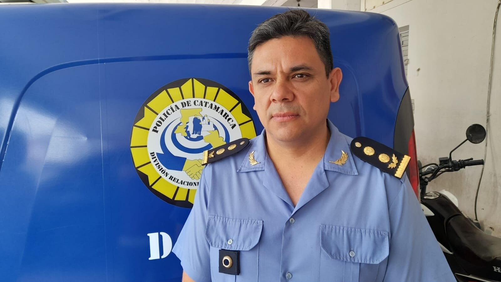 ¡Escándalo en el Hotel de los Famosos! Delfina Gerez besó a Martín ...